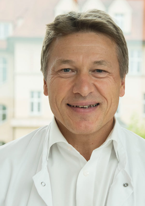 Nachgefragt bei PD Dr. Thomas Ebinger, Hand- und Plastischer Chirurg ...